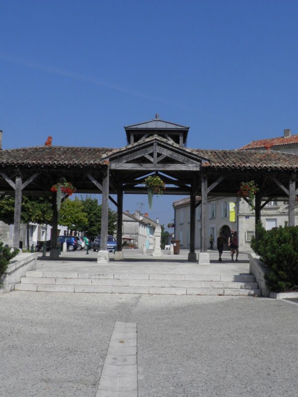 La Halle - Baignes Sainte Radegonde